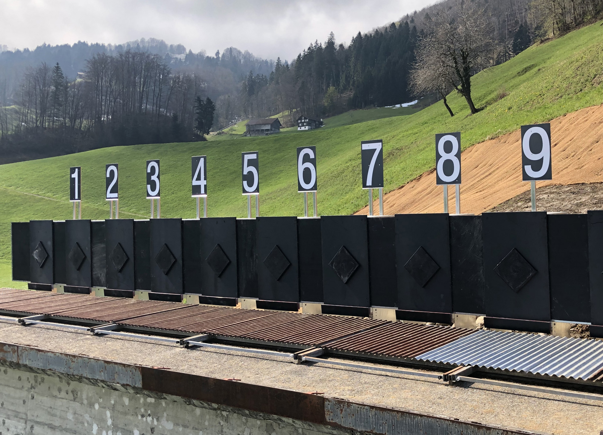 Leu & Helfenstein AG :: Kugelfangsysteme outdoor